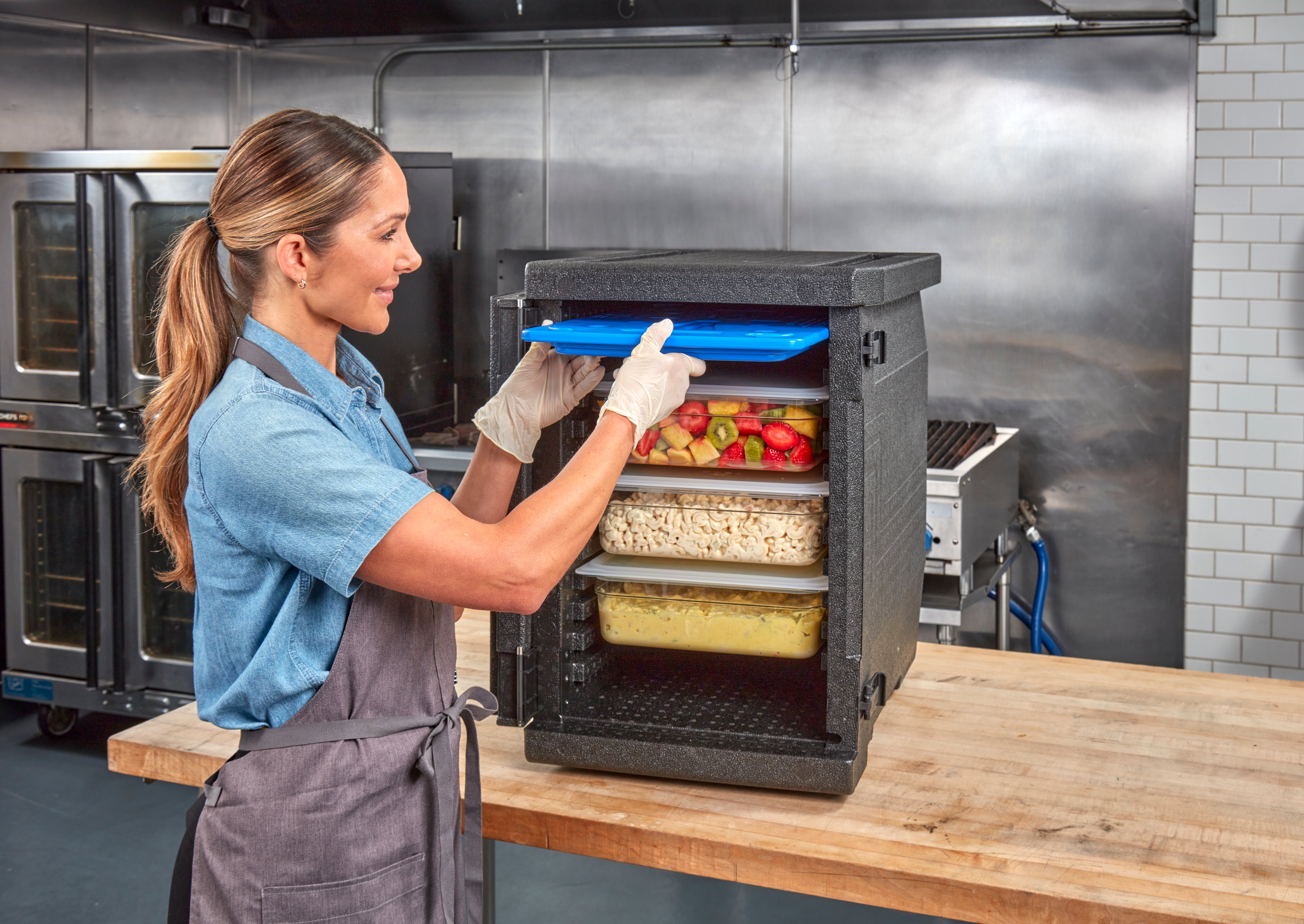 How To Practice Food Safety This Catering Season