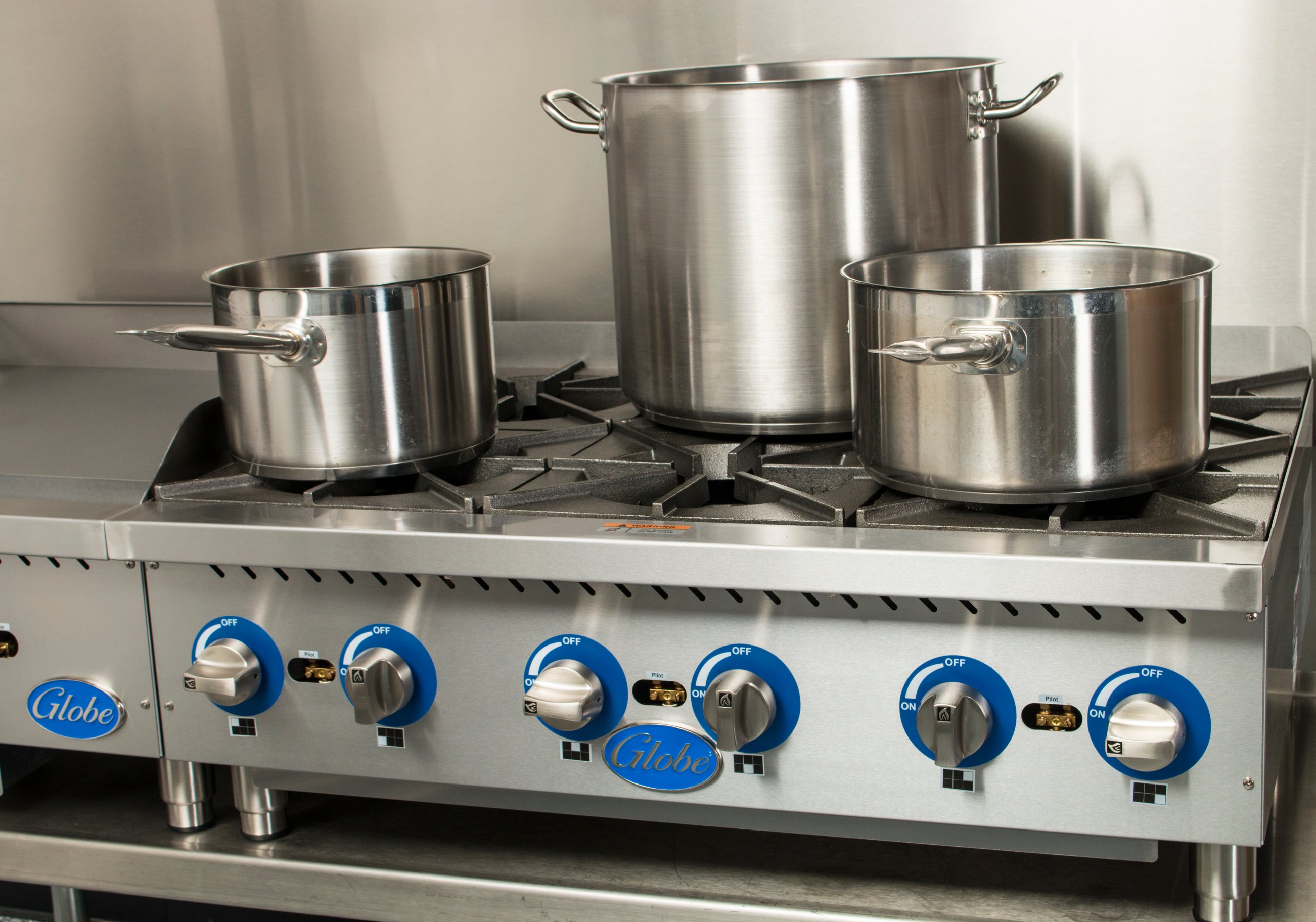 Build Your Perfect Cookline with Globe’s Modular Gas Cooking Equipment