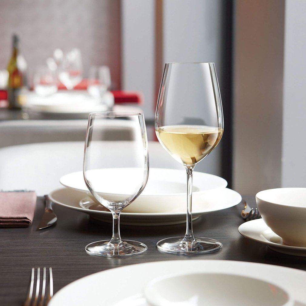 Must-Have Glassware for Banquets