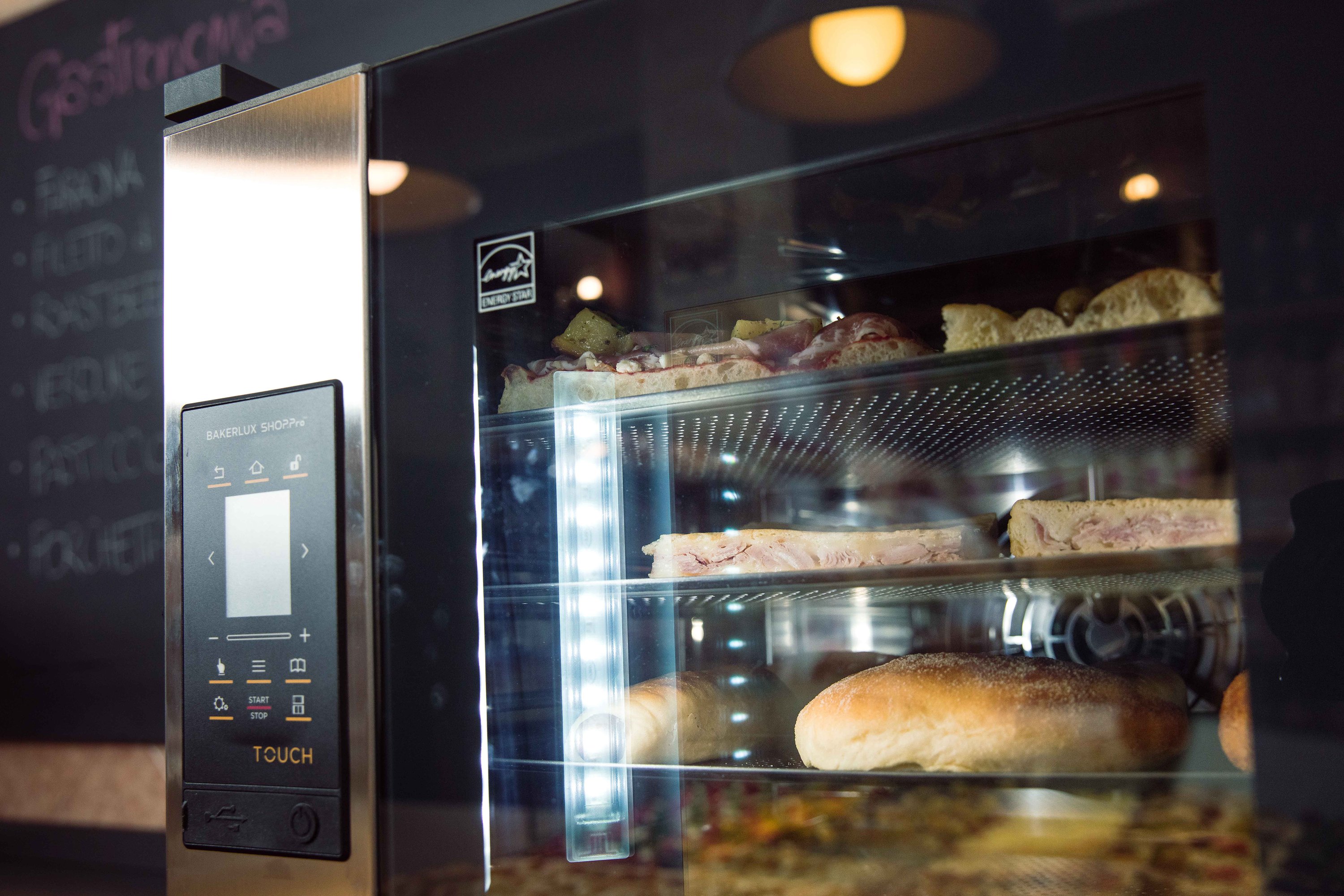 The Smart Countertop Convection Oven Every Kitchen Needs