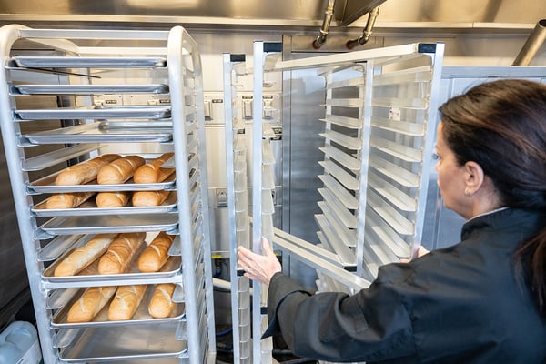 How to Choose the Best Pan Rack for Your Commercial Kitchen